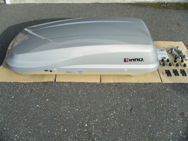 【傷や汚れあり】CAR MATE 《 inno 》 ルーフボックス リッジトランク220(BR220) 220リットル *シルバー系* キー ...