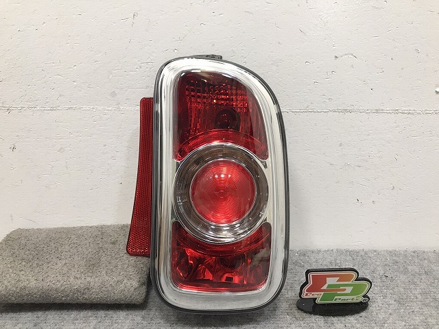 【未使用】新品!MINI/ミニ/クラブマン R55/R56 純正 後期 右 テールランプ/ライト/レンズ ハロゲン 6321 7275122 ...