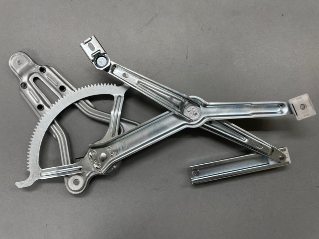 【未使用】フロント パワーウインドーレギュレーター 右側 ベンツ W124 E220 E280 E300 E320 E400 E500 互換品 1247200446の落札情報詳細 - ヤフオク ...