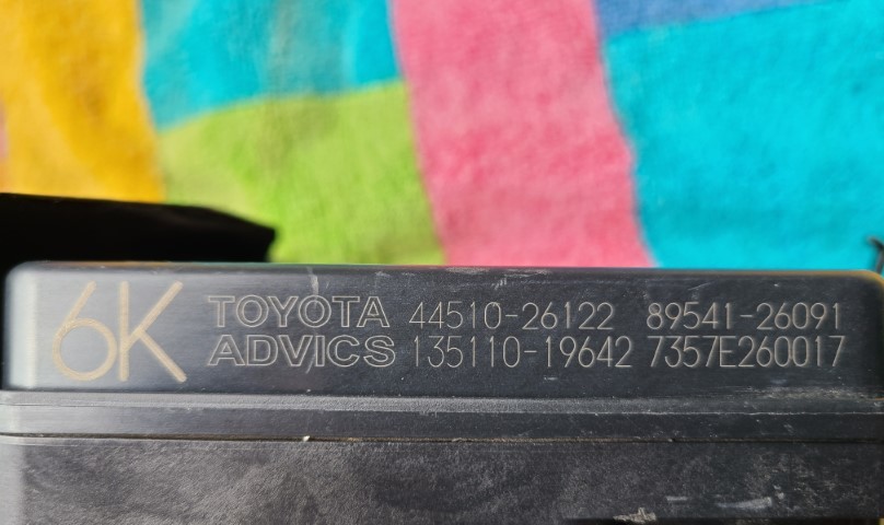 【やや傷や汚れあり】ハイエース 4WD KDH205 ABS アクチュエーター 44510-26122 ADVICS 44510-26122 ...