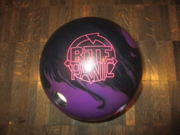 【傷や汚れあり】 ストーム バイト パニック 15ポンド軽め 美品 中古 15ゲーム前後 STORM BITE PANIC NRG PRO SOLID G2コア ストロングバイト シンク の ...