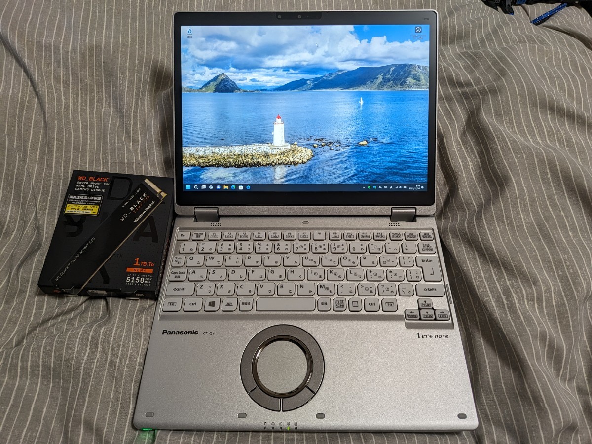 【目立った傷や汚れなし】【超美品！バッテリー、SSD新品】Panasonic Let'snote CF-QV8 第8世代i5 LTE対応 画面良好 8GB 新品1TB SSD 顔認証対応 ...