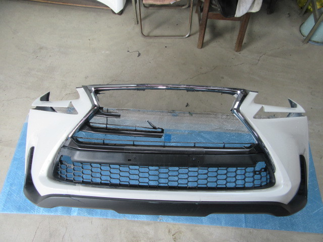 【全体的に状態が悪い】AGZ10 AGZ15 AYZ10 AYZ15 レクサス NX200t NX300 NX300h フロントバンパー 純正 ...