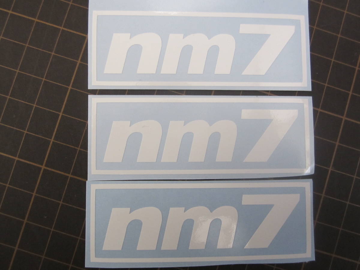 【未使用】NM7 横約80mm ステッカー 3枚 白白白 送料込 ハイグレード耐候6年 40色の落札情報詳細 - ヤフオク落札価格検索 オークフリー