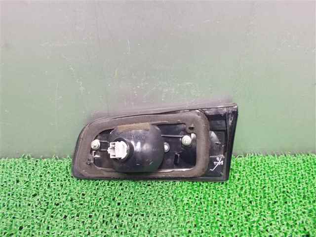 【傷や汚れあり】 デミオ 助手席側 左フィニッシャーランプ テールランプ（内側）/スタンレー P4420 DY5W(24603/173の落札 ...