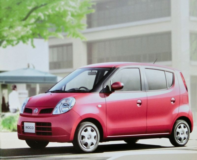 【目立った傷や汚れなし】★送料無料♪即決！ 日産 モコ（2代目前期 MG22S型）カタログ 2006年 全33ページ 美品♪ オプション♪ NISSAN MOCO SUZUKI MRワゴンの ...
