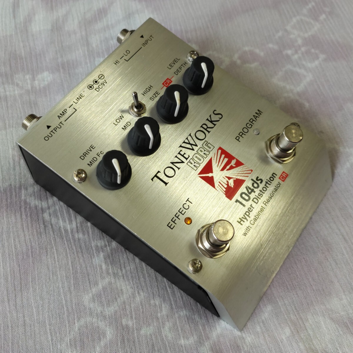 【やや傷や汚れあり】【古いですが使用期間1年ほどです】KORG Tone Works 104ds Hyper Distortion with ...