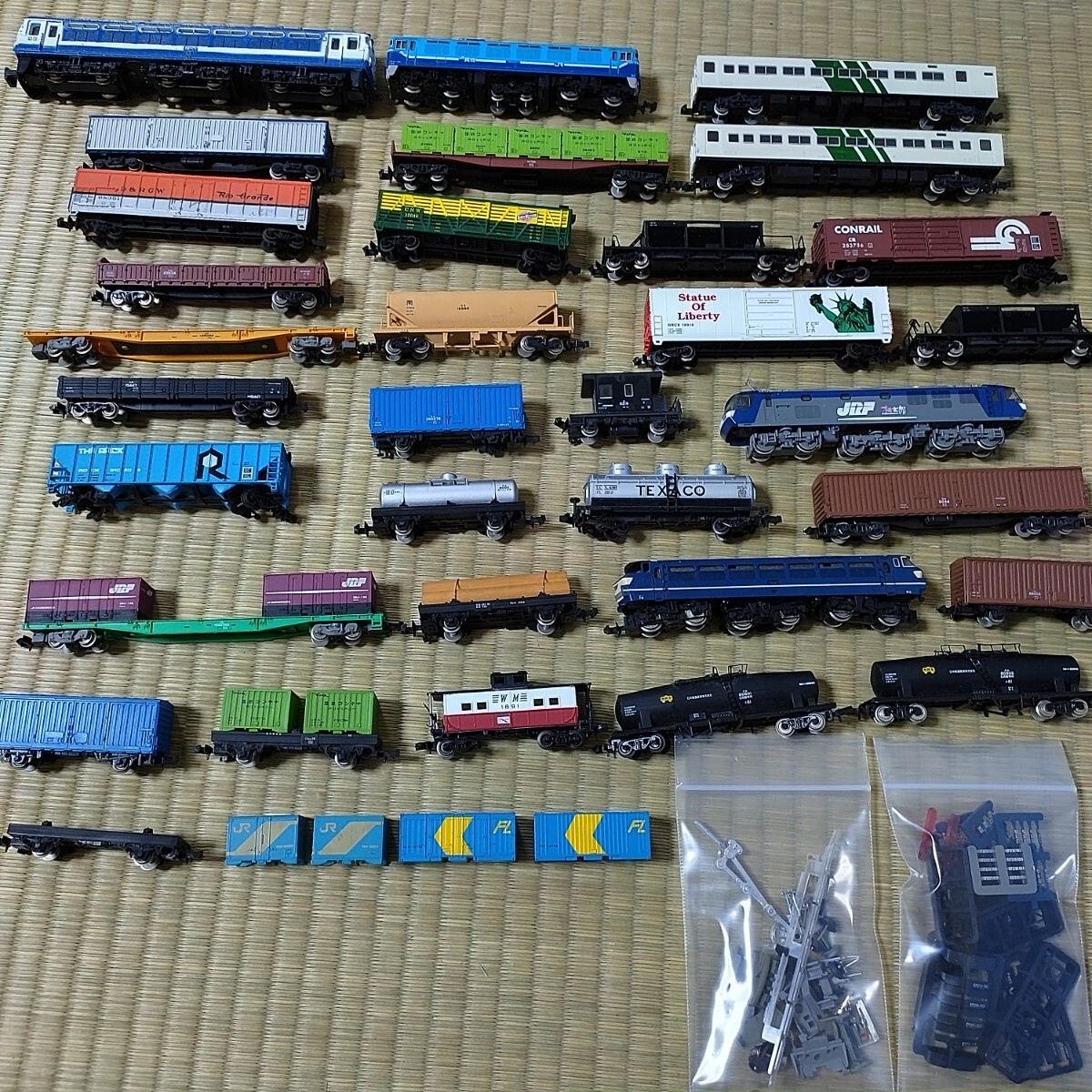 【全体的に状態が悪い】電気機関車 EF81/TOMIX 2109//TOMIX 2140/貨物車/マイクロエース/KATO No.802 他 まとめて ジャンク 管理番号1-YUの落札情報詳細 ...