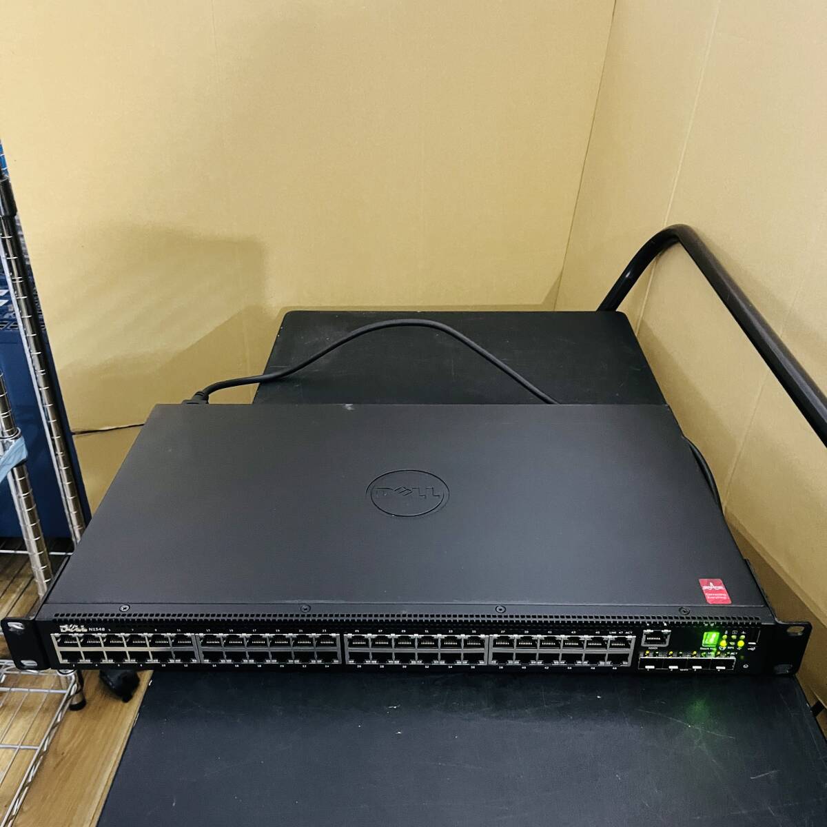 【傷や汚れあり】(ヤ) 921【通電OK】Dell Networking N1548 E15W E15W002 N1500シリーズスイッチ ...