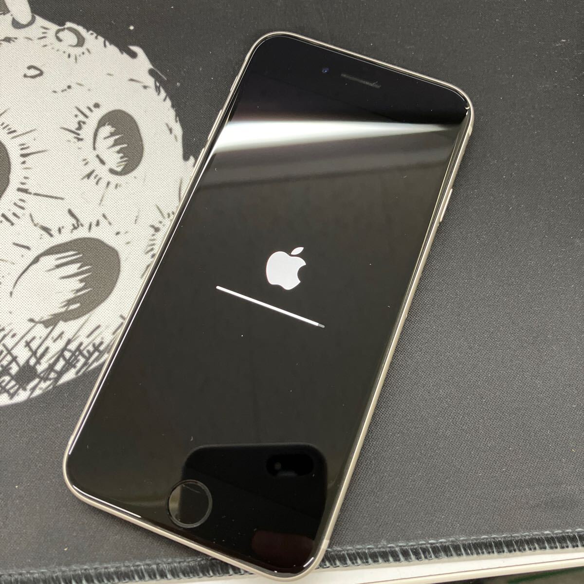 【やや傷や汚れあり】[ジャンク] docomo SIMロック解除済 iPhoneSE2 64GB MHGP3J/A ブラック [バッテリー劣化][9802]の落札情報詳細 - Yahoo ...