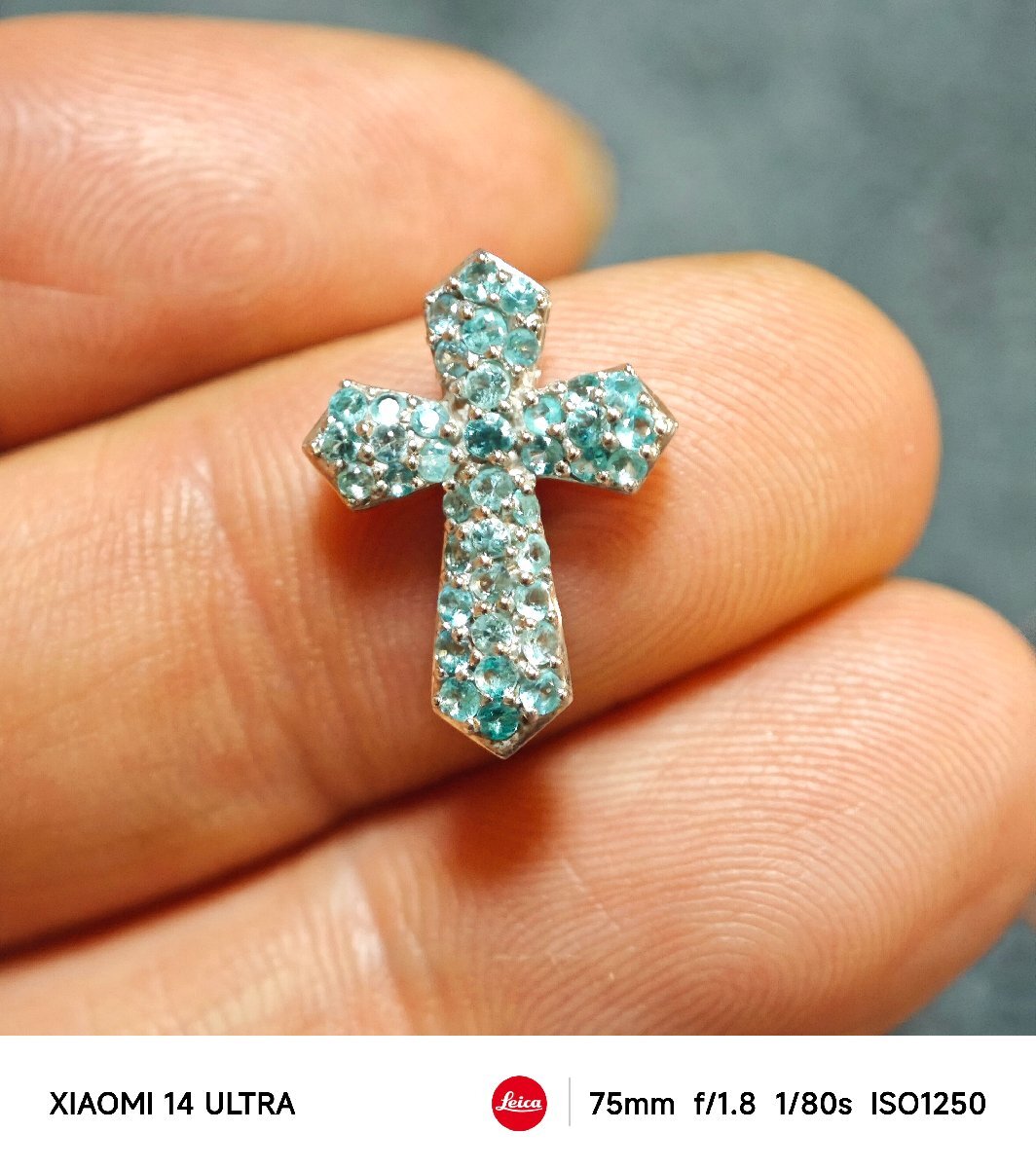 【目立った傷や汚れなし】F4162 売切！Croix de Lumire Bleue 青の光の十字架 美しいパライバトルマリン0.38ct 最高級K18WG無垢トップ 1.76G 10 ...