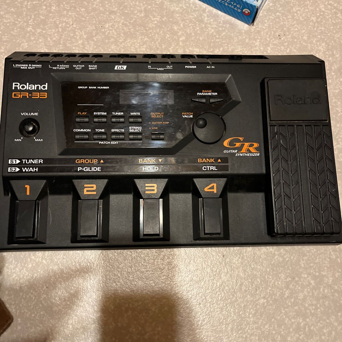 【目立った傷や汚れなし】Roland ローランド ギター シンセサイザー MIDI GR-33 GR 33 ローランド ギター シンセ ...