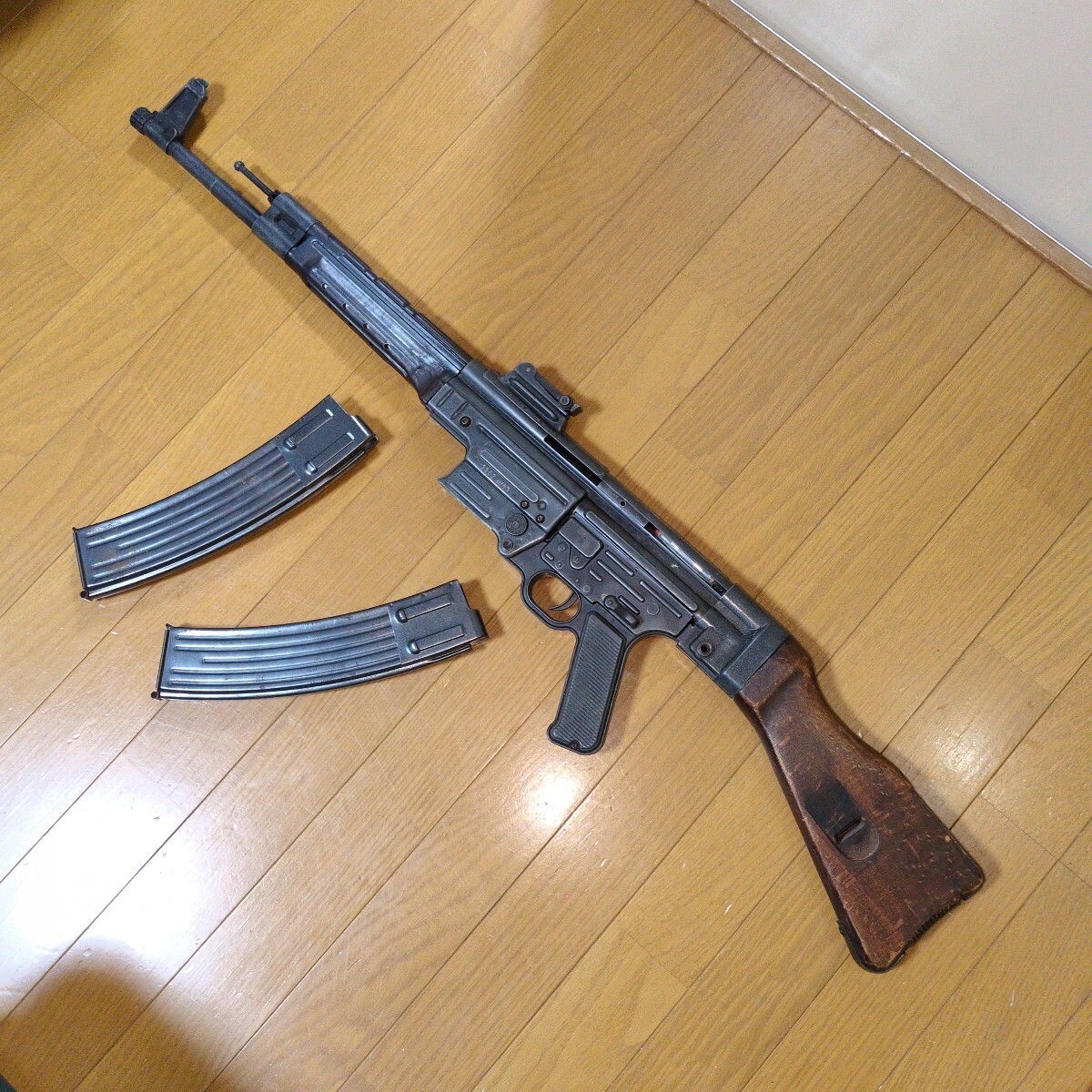 【やや傷や汚れあり】MP44 ショウエイ製 電動ガン ドイツ軍 ww2の落札情報詳細 - Yahoo!オークション落札価格検索 オークフリー