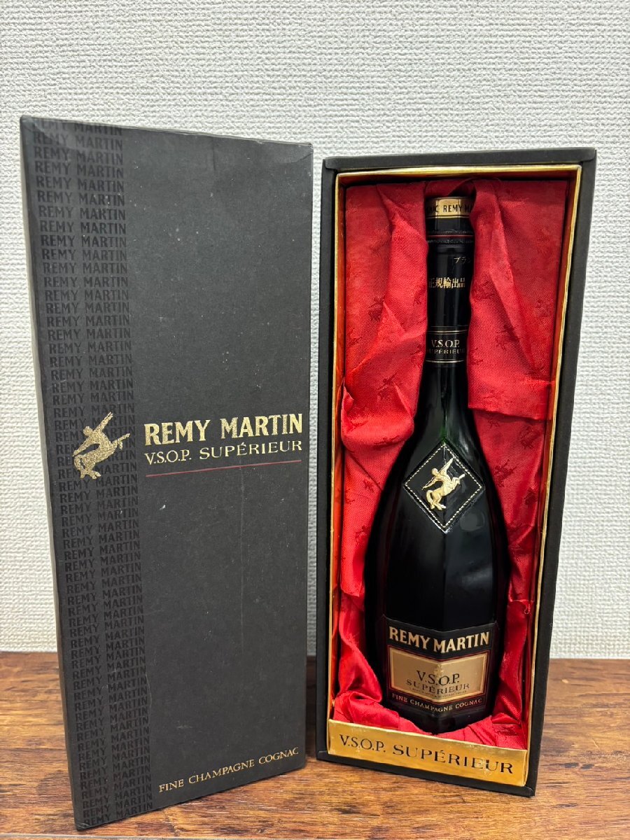 【目立った傷や汚れなし】【F2360】【未開栓 古酒】【1円～】REMY MARTIN V.S.O.P SUPERIEUR 700ml/40% レミーマルタン スペリオール コニャック ...