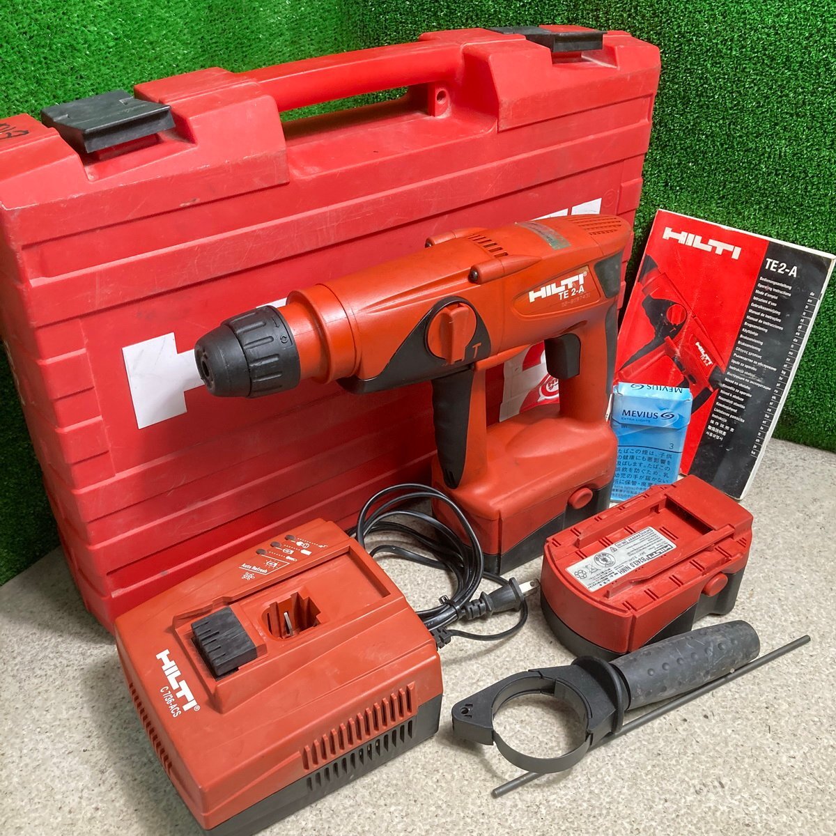 【傷や汚れあり】リ清h104 ヒルティ/HILTI 充電式ロータリーハンマードリル TE2-A 正逆回転 バッテリー(24V-2個) 充電器(C7/36-ACS) 回転980/min 打撃 ...