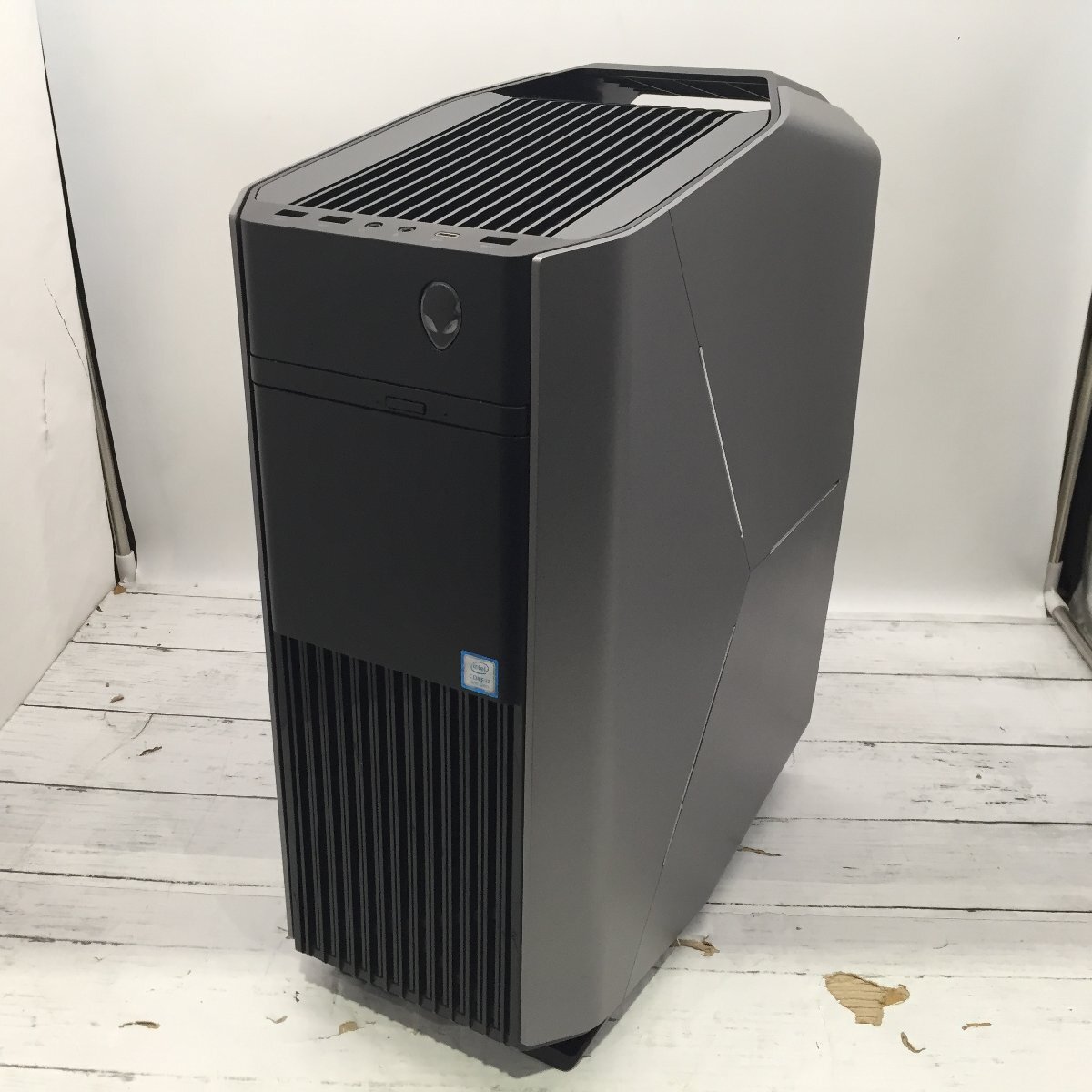 【やや傷や汚れあり】Alienware Alienware Aurora R8 Core i7 9700K 3.60GHz/64 GB/256 ...