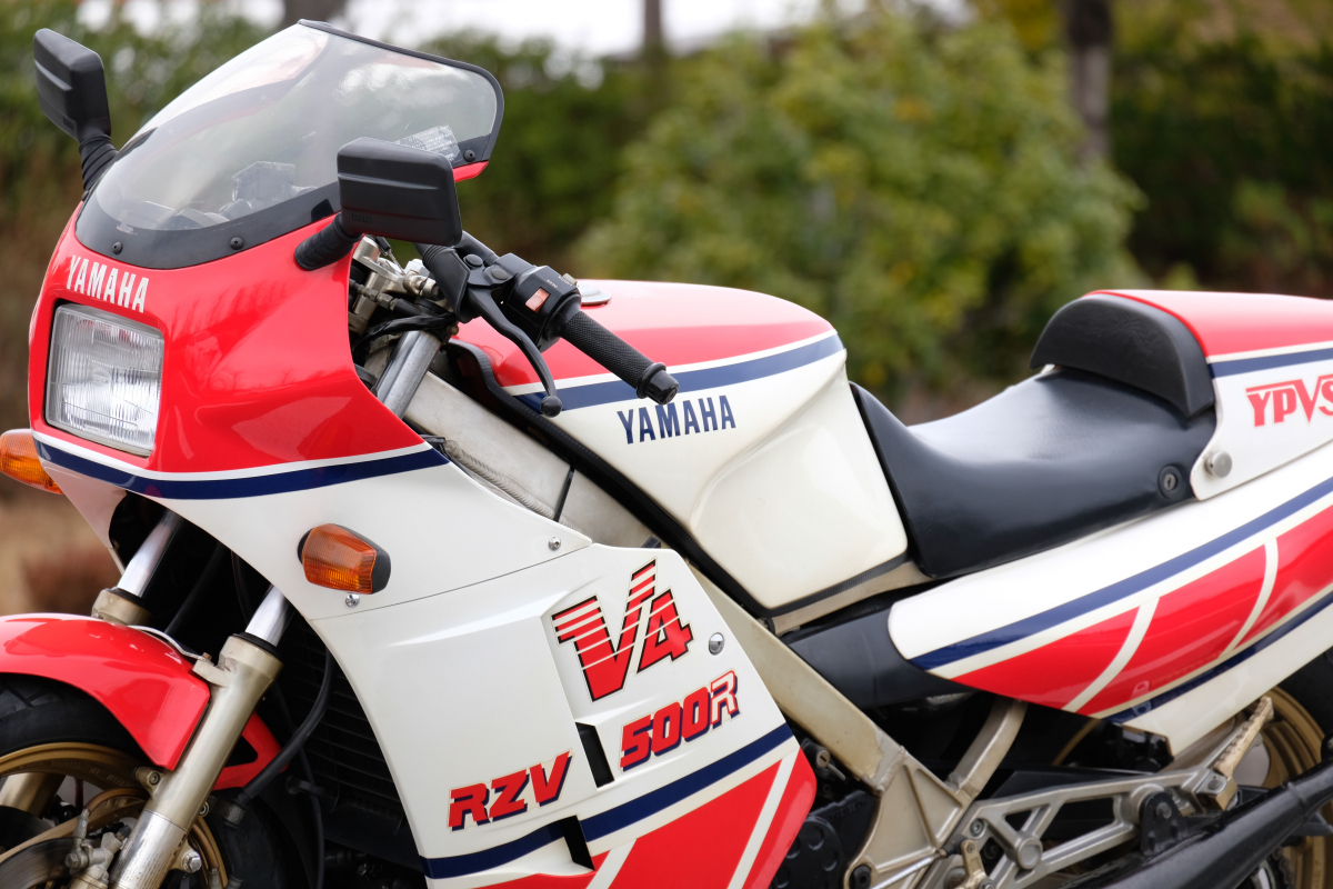 【やや傷や汚れあり】【実走行車 約1,100km 超極上車!!】YAMAHA RZV500R 初年度昭和62年7月 2スト TZR NSR RZ350 RGV VFRの落札情報詳細 ...