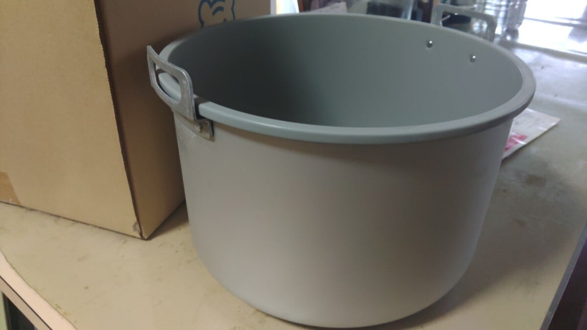 【未使用】タイガー電子ジャー☆内鍋のみ 未使用新品☆ 4升用(JHC-K720U) しゃもじ付き 対応機種→JHC-7200,JHC-720A,JHC-A721,JHC-A72P 内なべ 内釜 ...