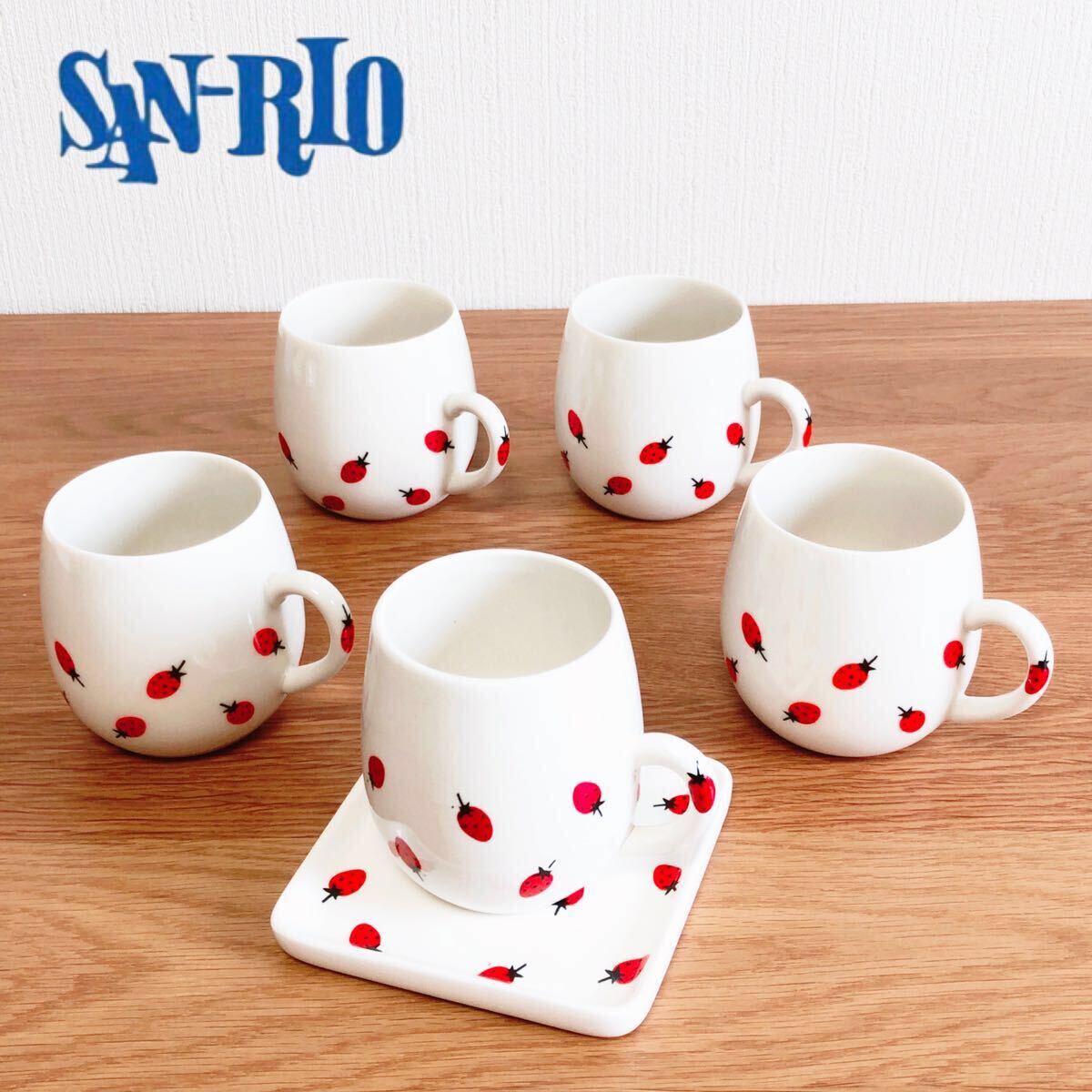 【中古】KE37 未使用 1976年 サンリオ ストロベリーファンタジア いちご 食器⑨/カップ&ソーサー セット 5客 昭和レトロ ...