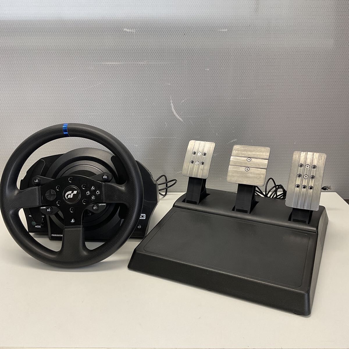 【やや傷や汚れあり】営AB172-120T THRUSTMASTER スラストマスター T300RS GT Edition ペダルセット ...