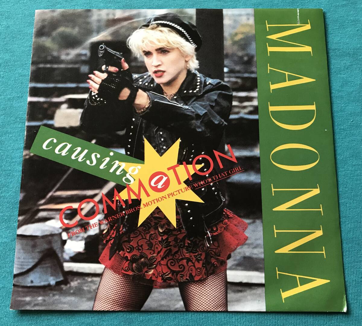 【傷や汚れあり】【EUROPEオリジナル盤】7” / Madonna Causing A Commotion Sire 928 224-7の ...