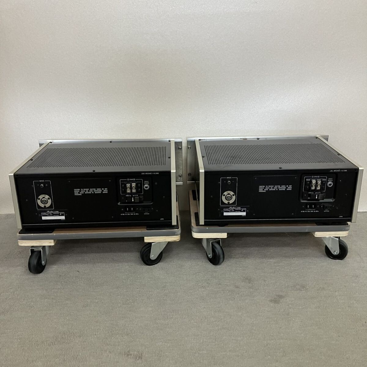 【傷や汚れあり】G725-M33-356 Accuphase アキュフェーズ M-60 モノラルパワーアンプ ケンソニック株式会社 2台セット ...