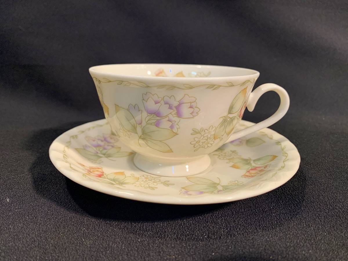 (S5690) 美品 Fulford NewBone カップ＆ソーサー 6客セットの落札情報詳細 - Yahoo!オークション落札価格検索 ...