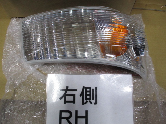 【新品】三菱ふそう キャンター 純正 右ターンランプ コーナーランプ MX915955 未使用品の落札情報詳細 - Yahoo!オークション ...