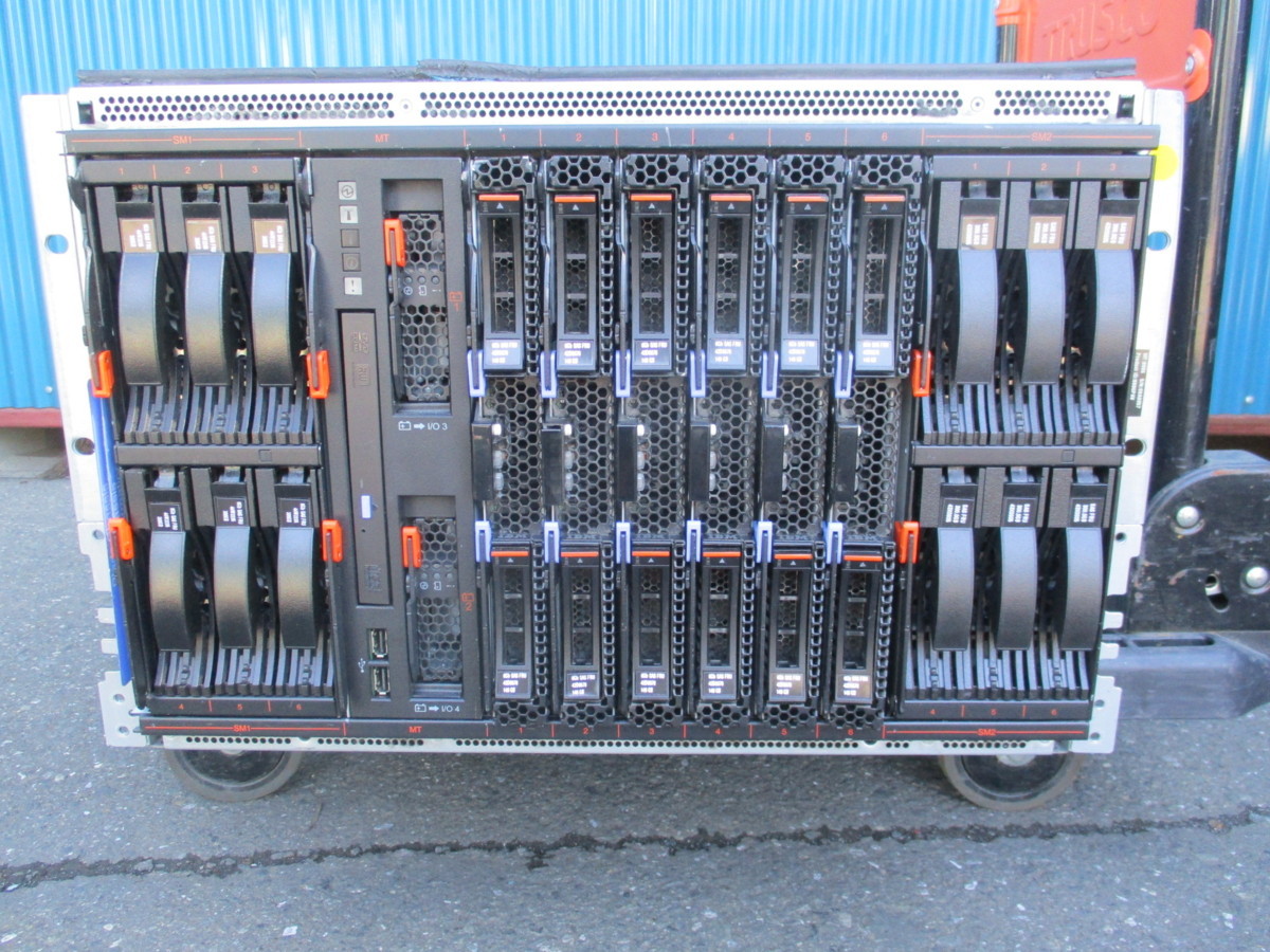 引取限定 IBM BladeCenter S (8886-PAV) ジャンク Y9722の落札情報詳細 - ヤフオク落札価格検索 オークフリー