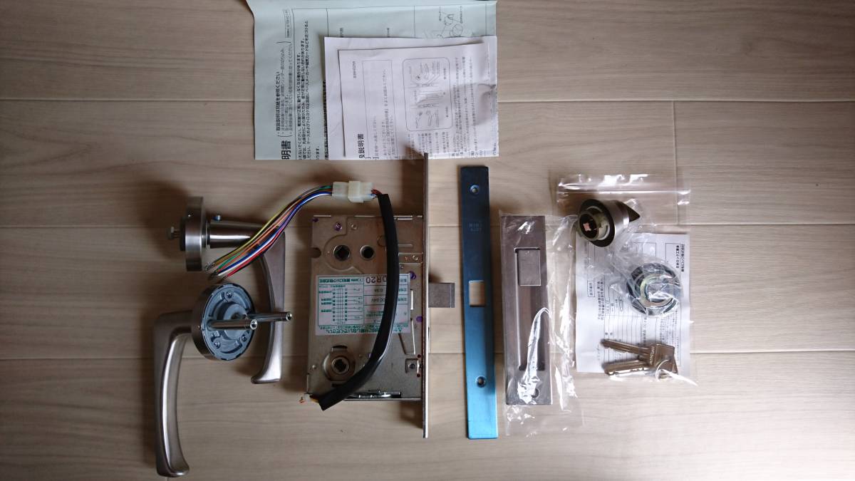 【新品】MIWA 電気錠 未使用在庫品 U9 6AUR50-1 b/s76ミリ 扉厚40ミリ 1セットの落札情報詳細 - Yahoo!オークション落札価格検索 オークフリー