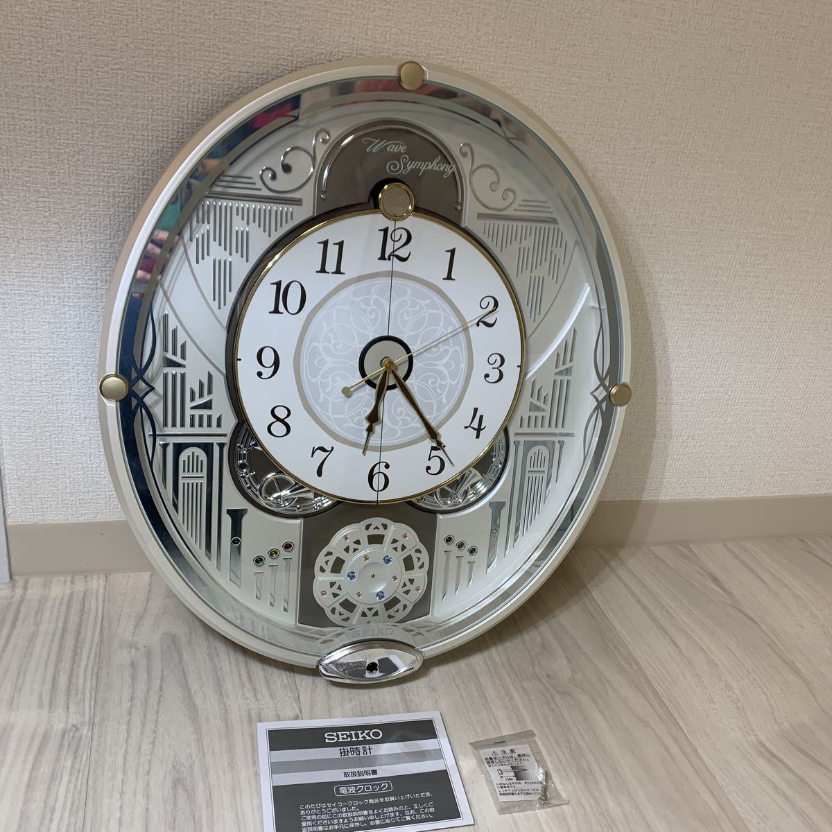 からくり時計//メロディ6曲/SEIKO/セイコー/掛時計/電波時計/掛け時計/used/RE570Wの落札情報詳細 - ヤフオク落札価格情報 ...