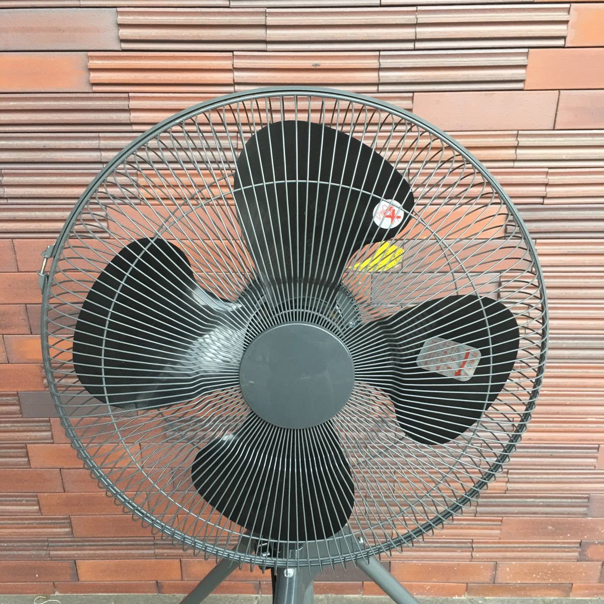 NAKATOMI ナカトミ 2020年製 45cm工場扇 HSE-45BG 動確済 大型扇風機 業務用 扇風機 組立式 中古品の落札情報詳細 - ヤフオク落札価格検索 オークフリー