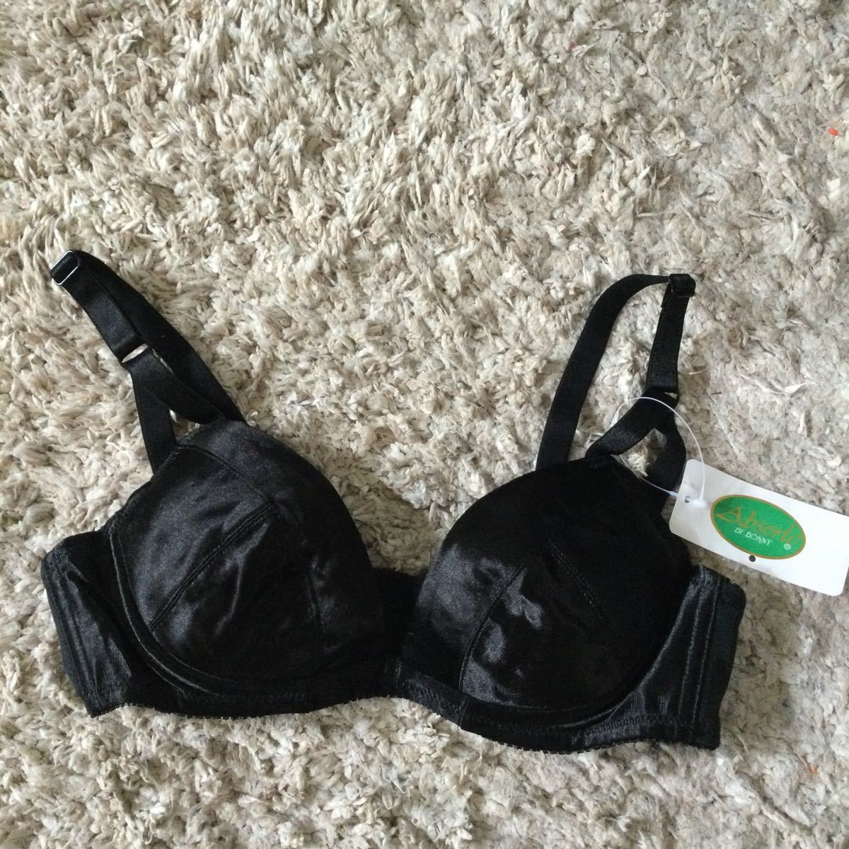 【未使用】超お値打ち出品 Absorle Lady‘s ツルツルサテン単品ブラ C65 ブラック 新品タグ付未使用品の落札情報詳細 - Yahoo!オークション落札価格検索 オークフリー