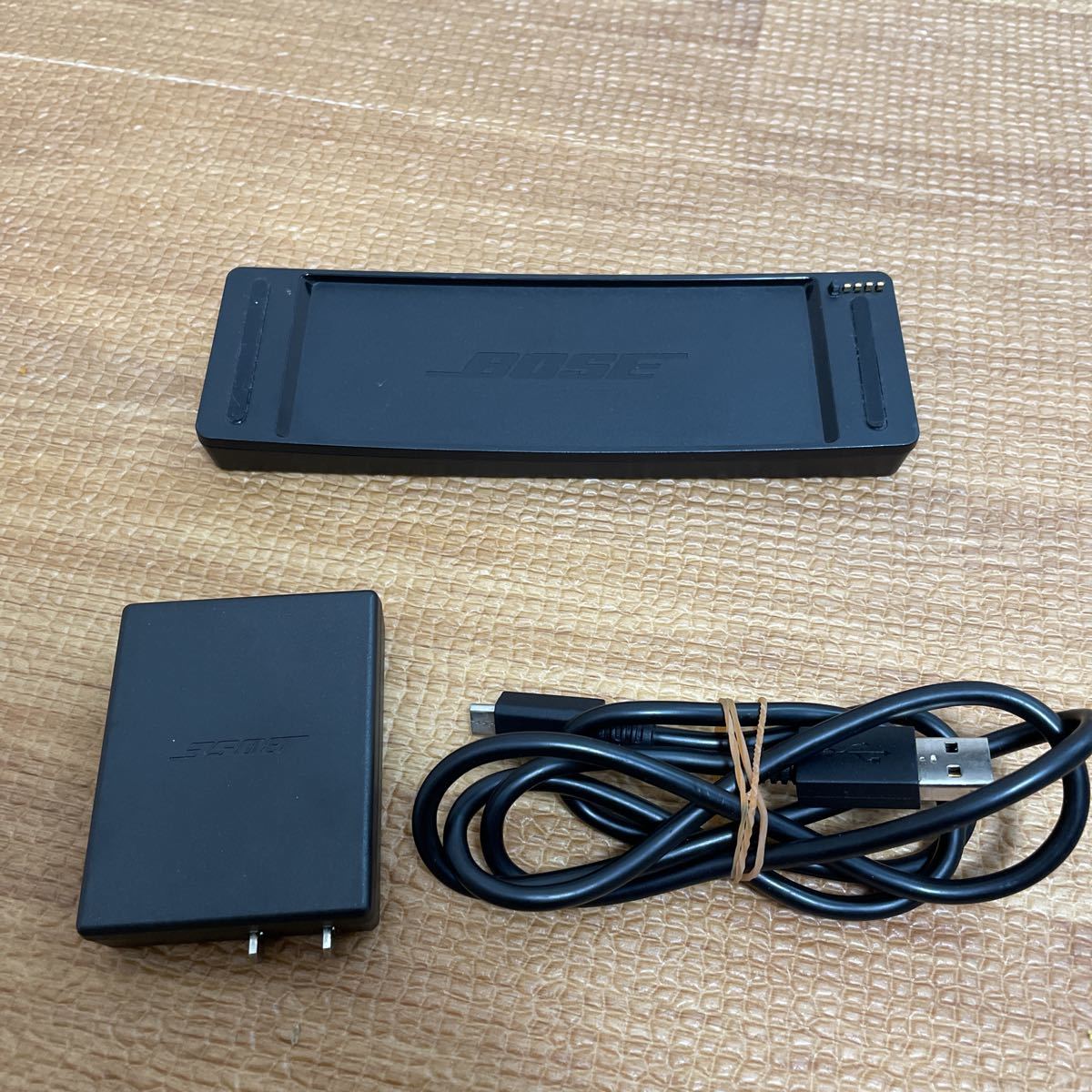☆BOSE ボーズ SOUNDLINK REVOLVE CHARGING CRADLE MODEL 424949 の落札情報詳細| ヤフオク ...