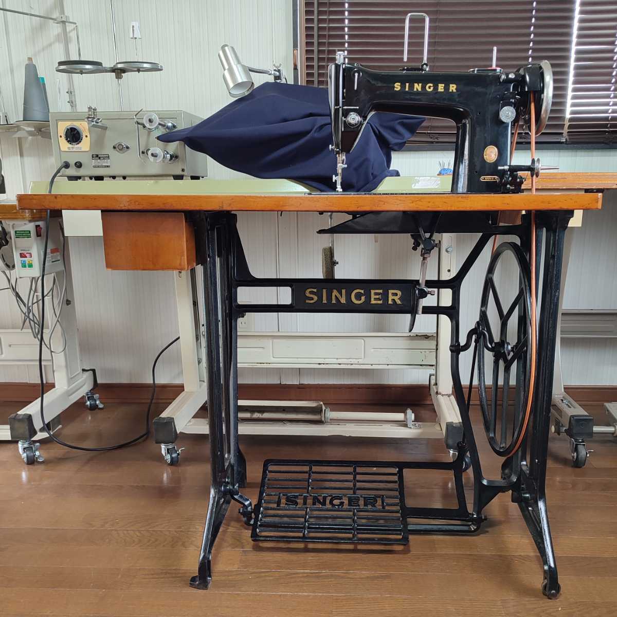 【中古】シンガー SINGER 119W2 アンティーク 工業ミシン ジャンク9大22 の落札情報詳細| ヤフオク落札価格情報 オークフリー