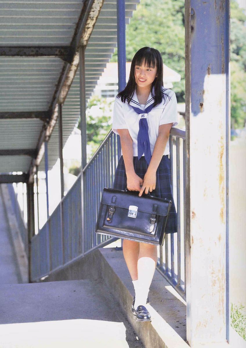 【やや傷や汚れあり】写真集 藤原ひとみ『まーりびー』A4判＊ハードカバー｜2001年秋田書店発行＊初版｜ヤングチャンピオン特別編集｜13歳 ...