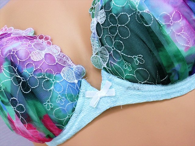 【目立った傷や汚れなし】CA9-957＃//Wacoal*ワコール*NBF*BOE416*グラマーな75Fサイズ*鮮やかなデザインで気分UP*ブラ※一番安価で送料はゆうパケット210円♪ の ...