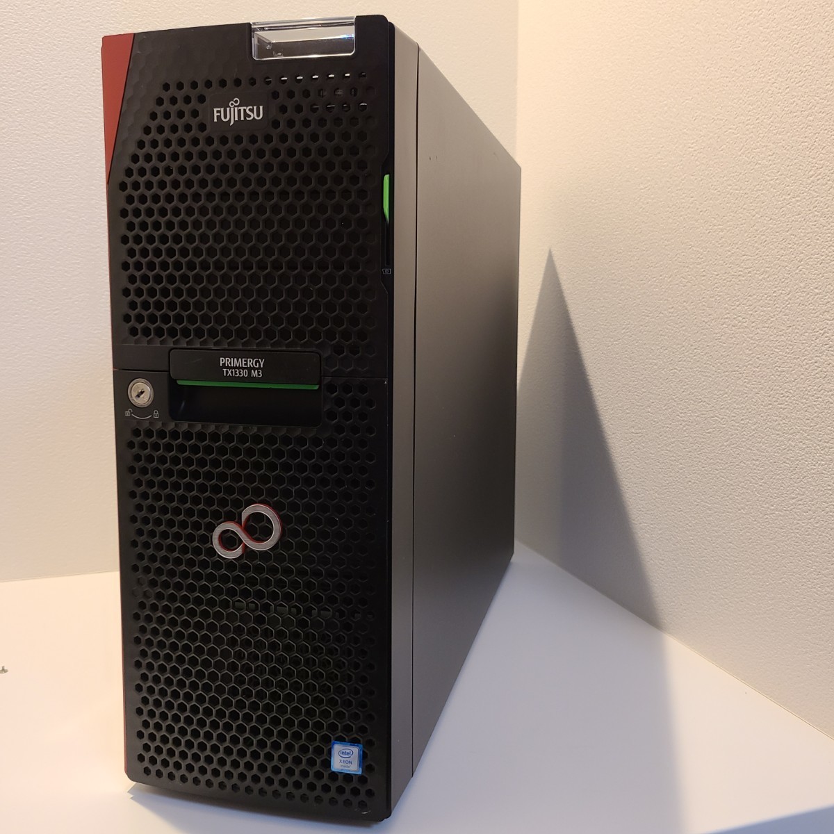 【やや傷や汚れあり】FUJITSU PRIMERGY TX1330 M3★Xeon E3-1225 v6 @3.30GHz★RAM 40GB の落札情報詳細| ヤフオク落札価格情報 オークフリー