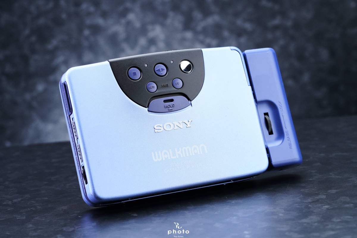【目立った傷や汚れなし】★極上美品・動作〇★ SONY ソニー WALKMAN EX DBB重低音搭載 ポータブルカセットプレーヤー WM ...