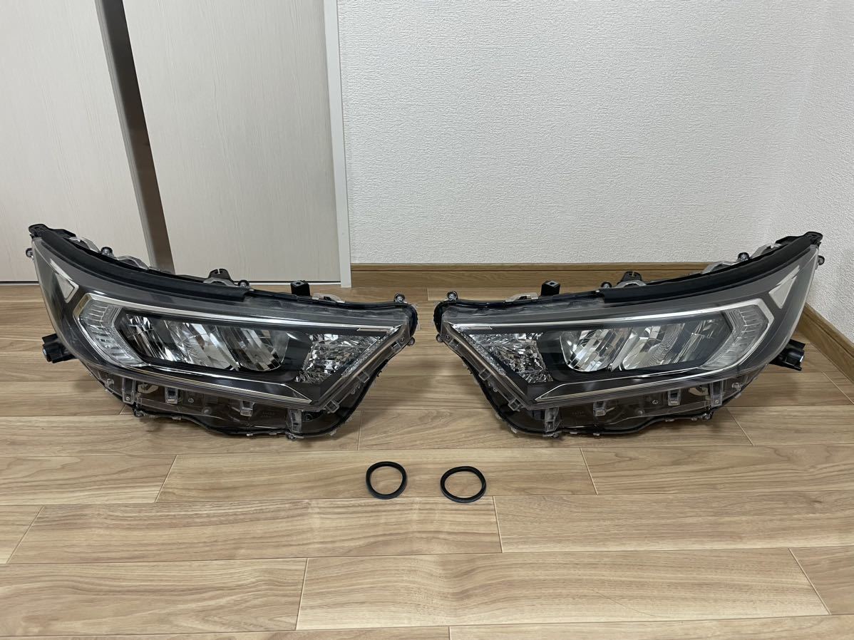 【目立った傷や汚れなし】美品☆RAV4トヨタ純正 ヘッドライト左右セット 81145-42882 81185-42882の落札情報詳細 ...