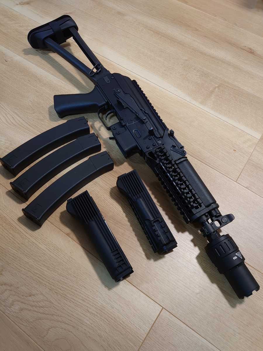 【未使用に近い】感謝の気持ちを込めて 10000円 気持ち引く値スタート LCT PP-19-01 Zenit VITYAZ 電動ガン ...