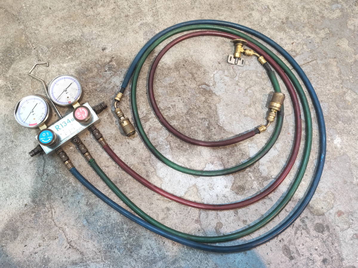 【傷や汚れあり】9316 中古 ゲージマニホールド デンソー DENSO マニホールドゲージ HFC134a フロンガス 冷媒 エア抜き 補充 充填 カー 自動車整備機械工具の落札情報詳細 ...