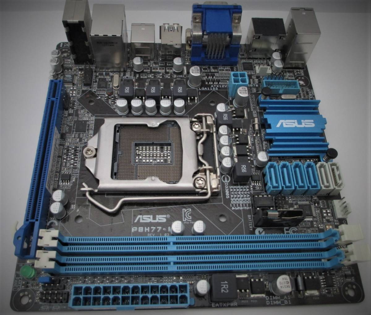 【やや傷や汚れあり】【ASUS】P8H77-I ATXマザーボード（JUNK3) の落札情報詳細 - ヤフオク落札価格検索 オークフリー