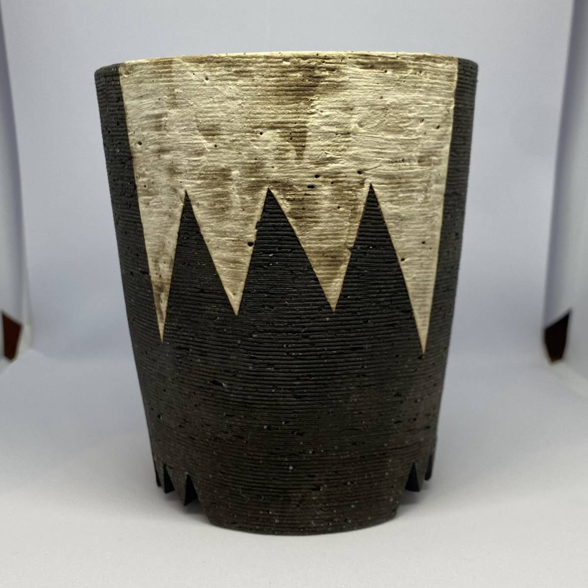 【目立った傷や汚れなし】Invisible ink Classic Pot ver.Madagascar／植木鉢 鉢 invisibleink ...