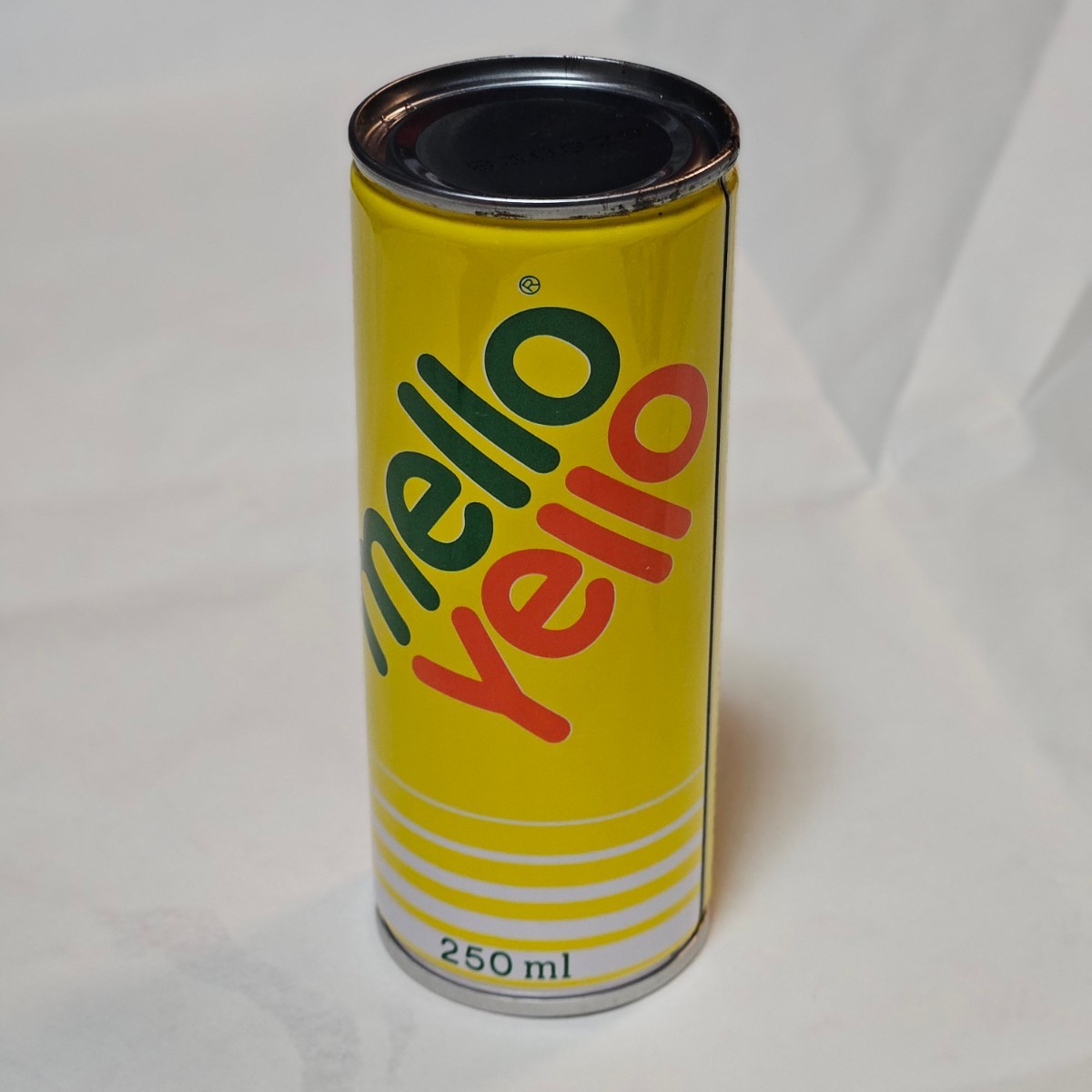 【未使用に近い】80年代 スチール缶 昭和レトロ メローイエロー mello yello プルタブ缶 空き缶 当時物 コカコーラ ブリキ缶 駄菓子 ジュースの落札情報詳細 - ヤフオク落札価格 ...