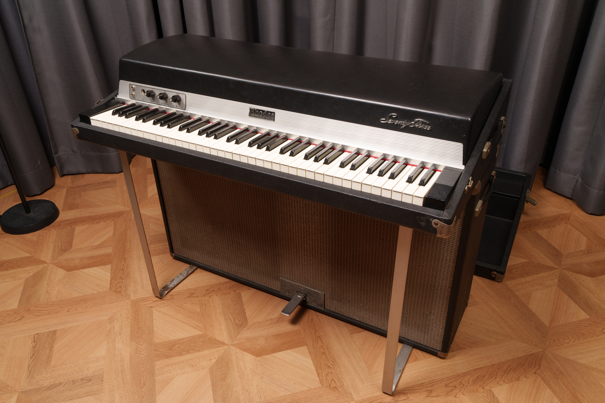 【傷や汚れあり】【完動品】Fender Rhodes Mark I Suitcase Piano Seventy Three 73鍵 ...