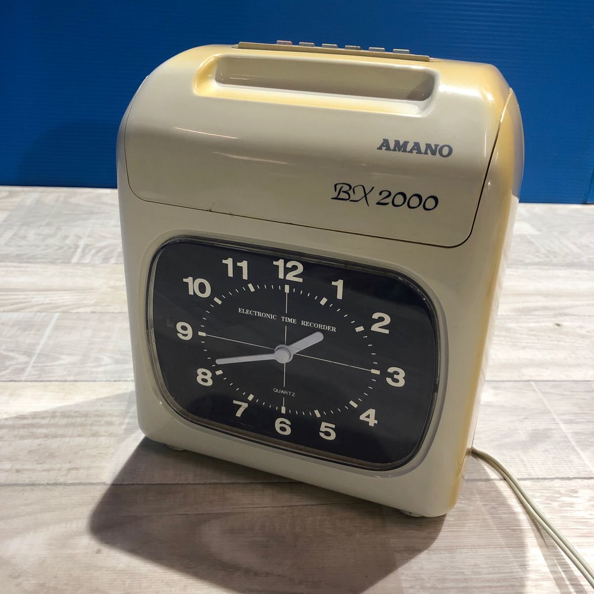 【傷や汚れあり】AMANO アマノ BX2000 タイムカード タイムレコーダー 勤怠管理 アナログ 企業 オフィス 出勤管理 シフト管理 ...