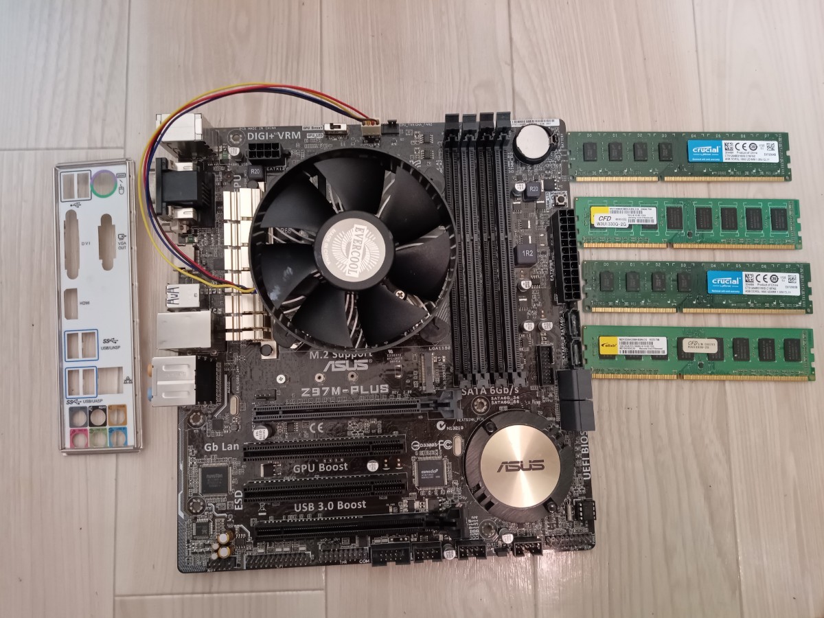 ★EPSON マザーボード IPMSB-KA★ 動作品 - パーツ