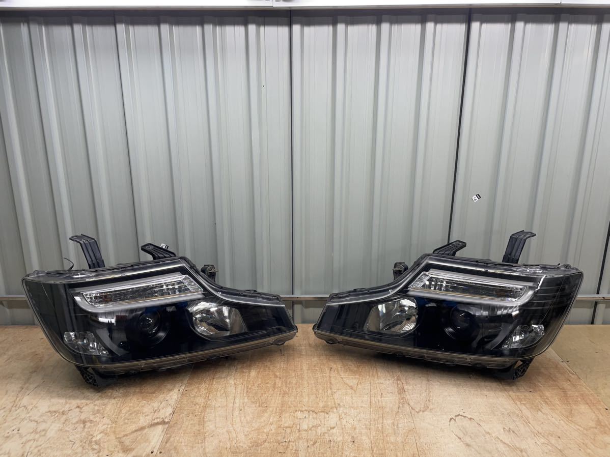 【やや傷や汚れあり】6-0113-5 ★ レンズ リペア コーティング 済 ★ ホンダ RK5 後期 ステップワゴン スパーダ 純正 HID ...