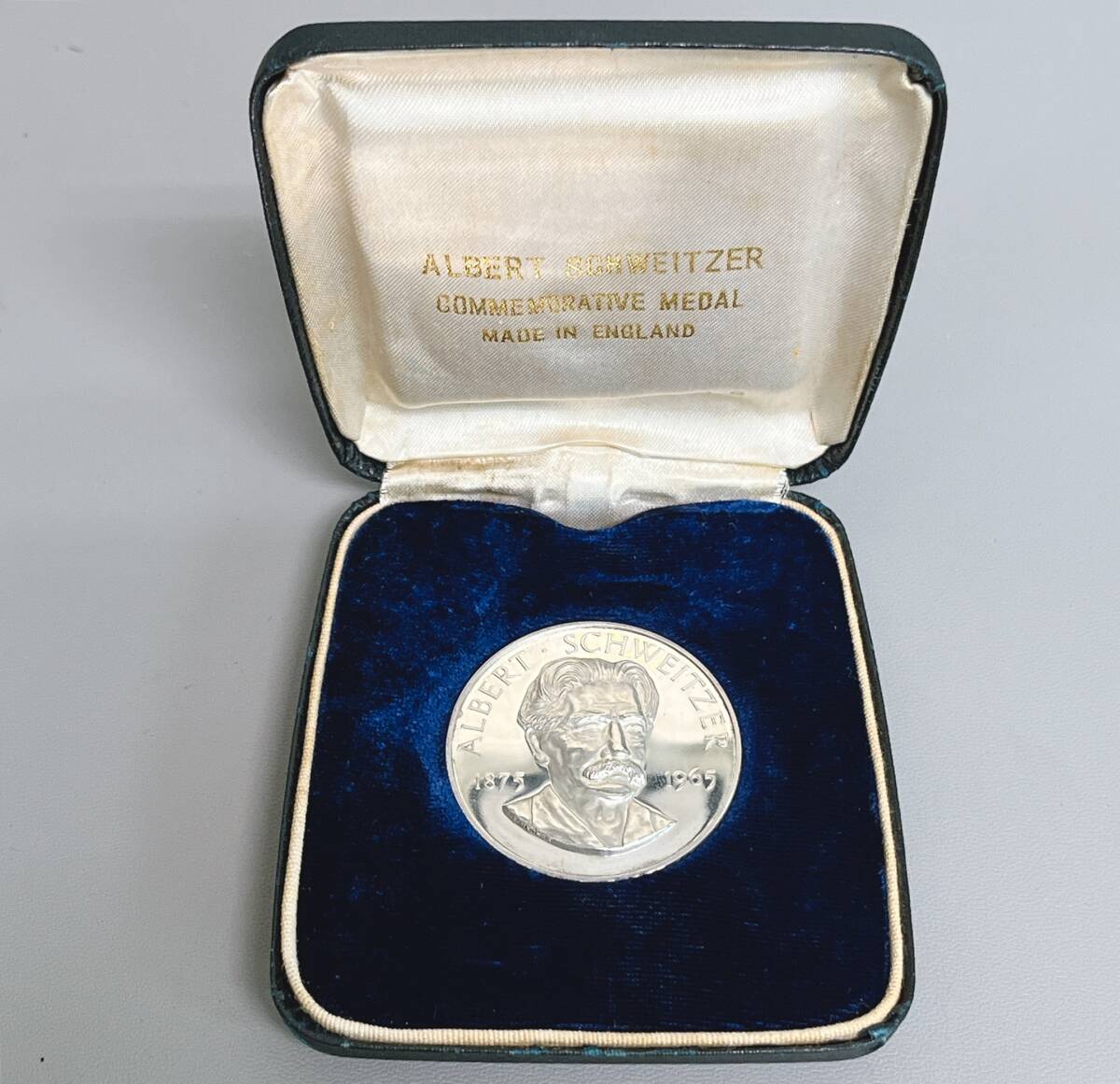 【やや傷や汚れあり】K：【SILVER刻印】ALBERT SCHWEITZER 1875-1965 アルベルト シュバイツァー 26.5g ...
